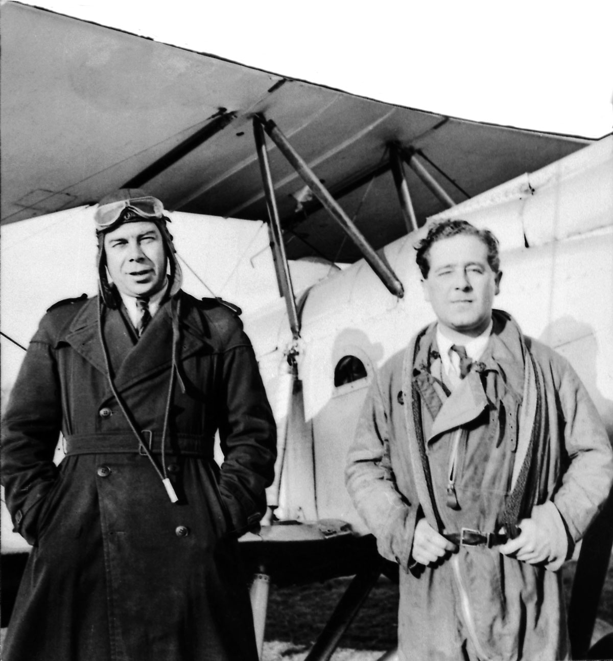 Gustavsviks flygfält - Mer om Tage Wahrgren